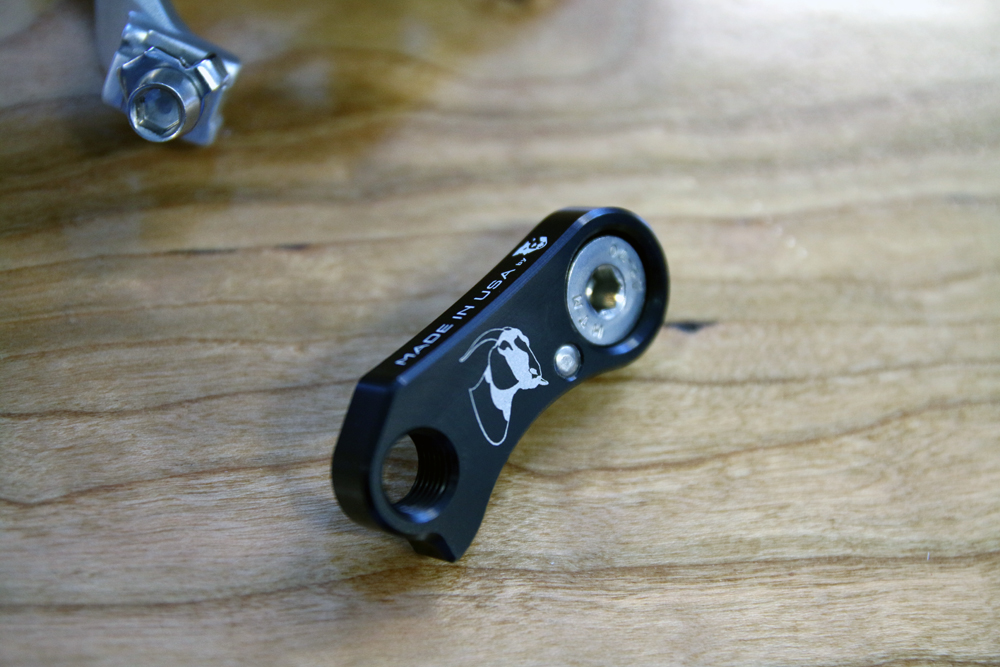 Lindarets X Wolf Tooth Components GoatLink Improves Wide Range 1x ...