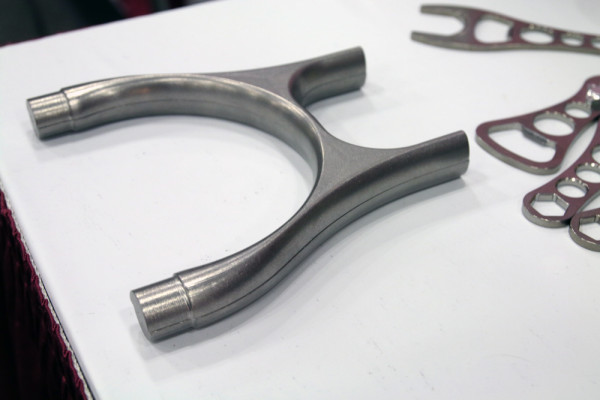 NAHBS 2015: DeSalvo Builds 12x142 Ti Gravel Bike with New Paragon ...