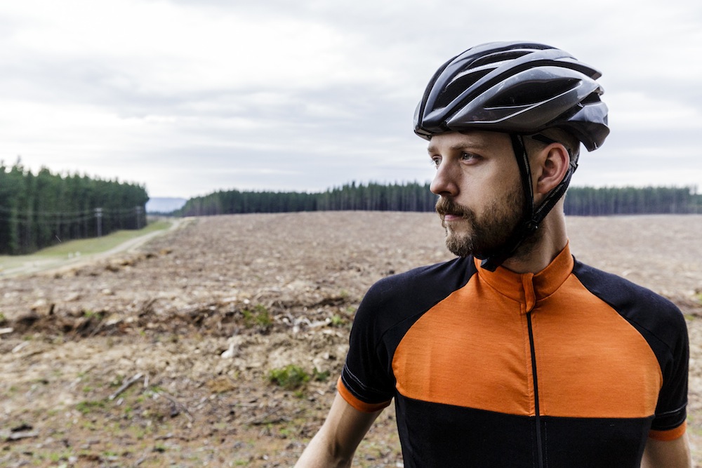 Review: Eleven Velo Pivot Bibs & Pro Jersey - Bikerumor