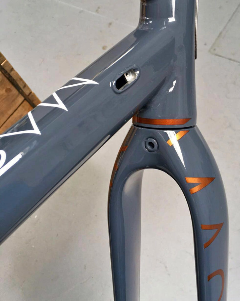 Mason Cycles debuts new 650b adventure road Bokeh in aluminum and ti ...