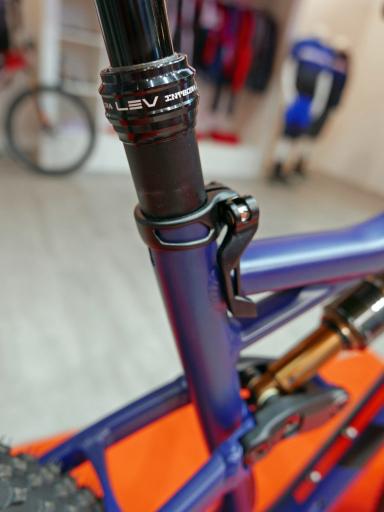 EB16: Rotwild debuts R.C1 FS & R.E1 FS alloy XC & Enduro rides - Bikerumor