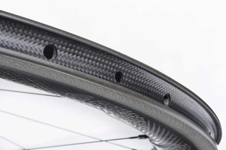 Zipp heeds the call of the wild w/ new Biomimicry inspired 454 NSW Aero ...