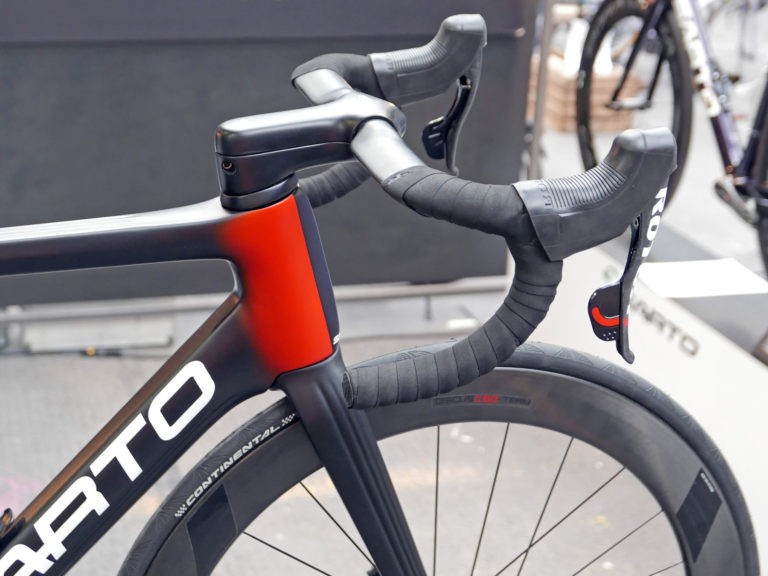 BFS2017: Stealth internal hydraulic routing on Sarto Lampo aero road ...