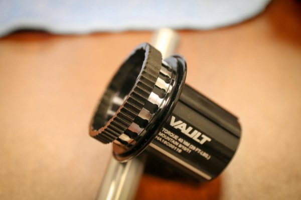 Race Face is ready to rally with new carbon Next R component group ...