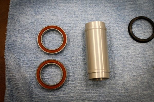 Race Face is ready to rally with new carbon Next R component group ...