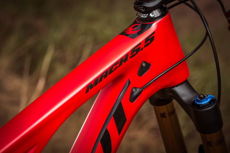 All new Pivot Mach 5.5 Carbon trail bike speeds in on 27.5 x 2.6" tires ...