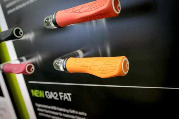 EB17: Ergon forms new Women's saddles, adds eBike bags, new grips, more ...