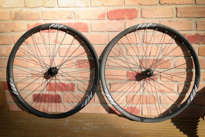 Hands On: Framed Course Carbon cyclocross bike and Pub Carbon tubeless ...