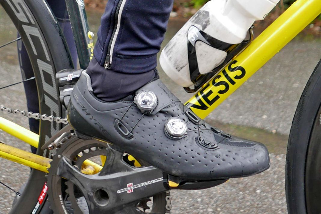 Review: Shimano S-Phyre RC9 road shoes' stiff connection to the bike ...