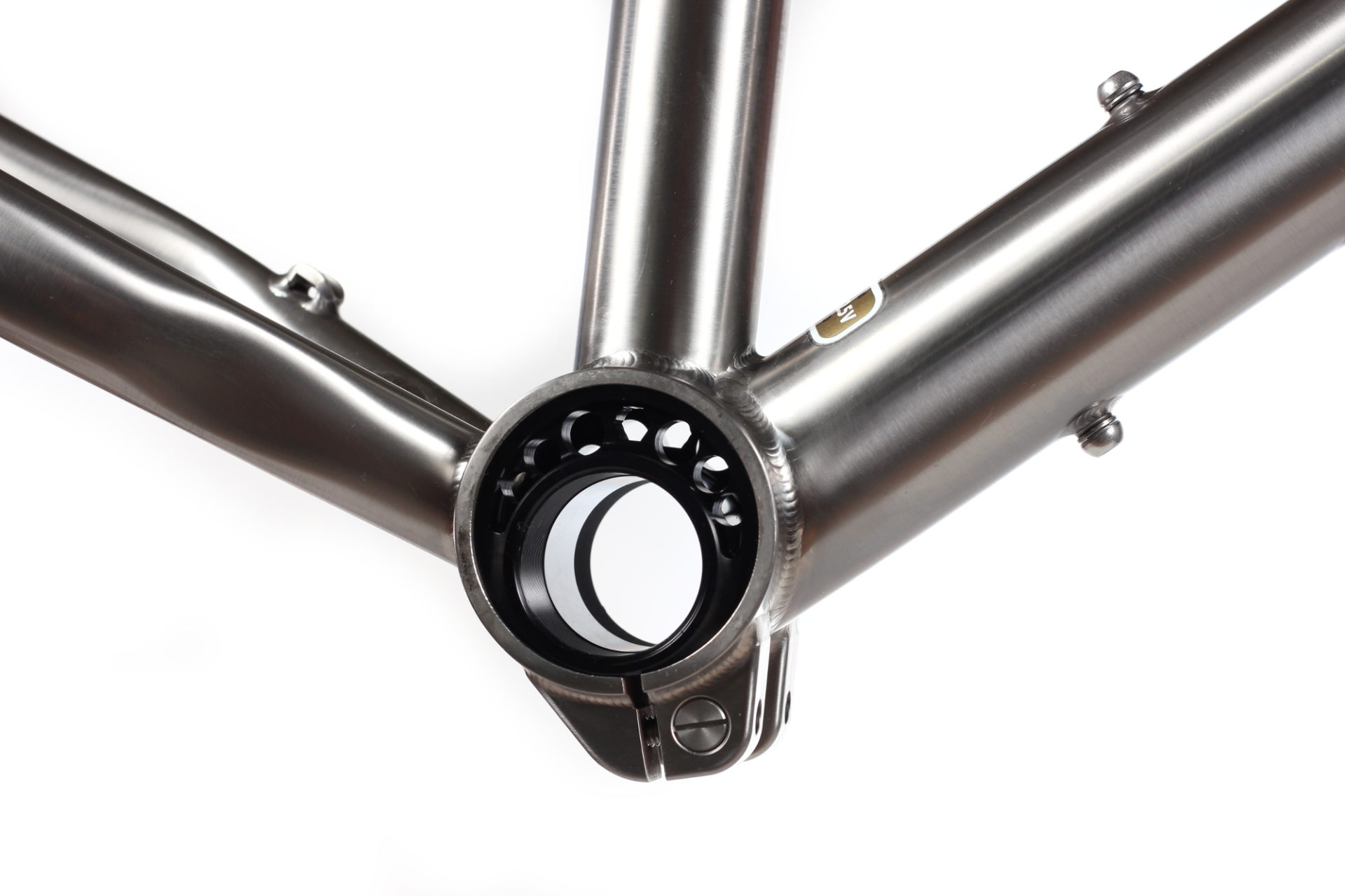 Jones blasts off with titanium version of the Spaceframe Plus LWB ...