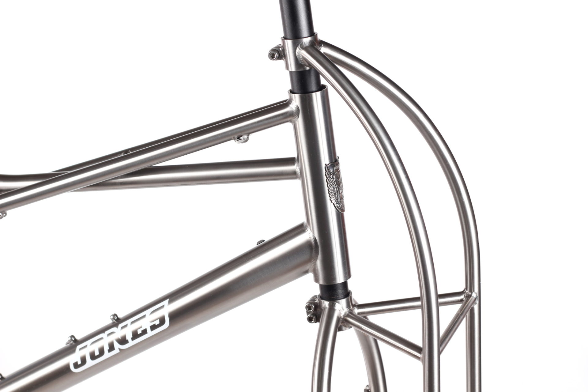 Jones blasts off with titanium version of the Spaceframe Plus LWB ...