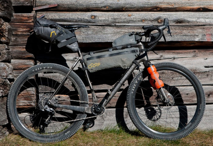 Bombtrack Hook EXT-C adventure-ready, carbon 650b+ bikepacking bike - Bikerumor