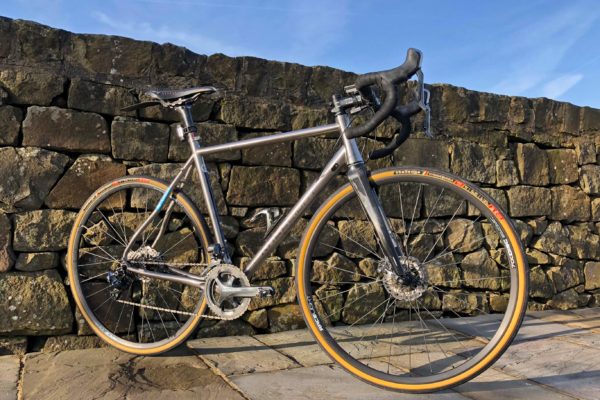 One Ride Reviews: modern Kinesis GF_TI Disc vs. classic lugged Rourke ...