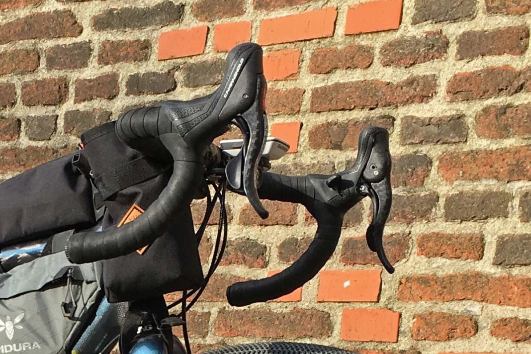 Review: Campagnolo H11 disc brakes shine, w/ longer cage Chorus for ...