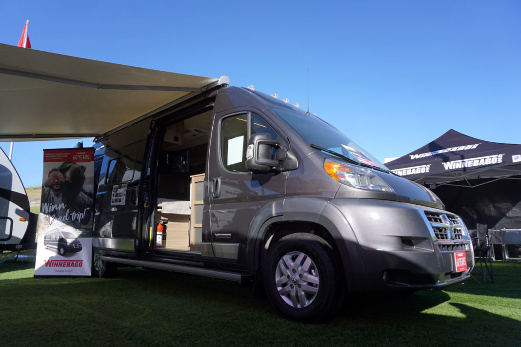 #Vanlife: Comparing 2019 Winnebago Revel Sprinter 4x4 & Travato ...