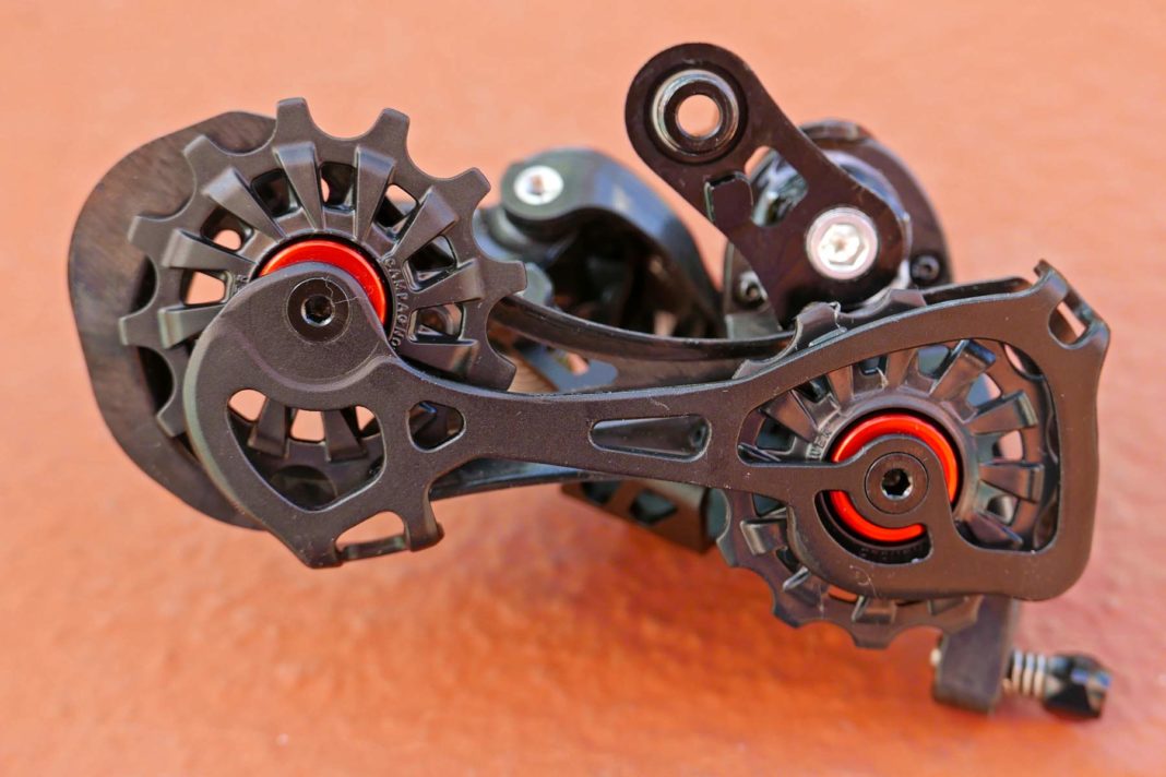 Hands on: Campagnolo Super Record, Record 12-speed road drivetrain in ...