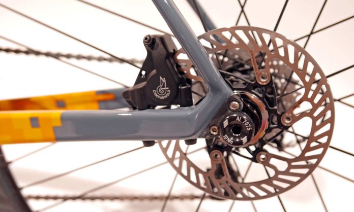 Werking carbon road bike goes Anormale, Alpitude Wahoo out-front mount ...