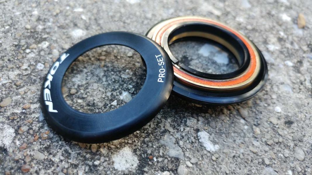 Review: Token Integrated "hEGGset" Headset & Push'n-Turn Headset ...