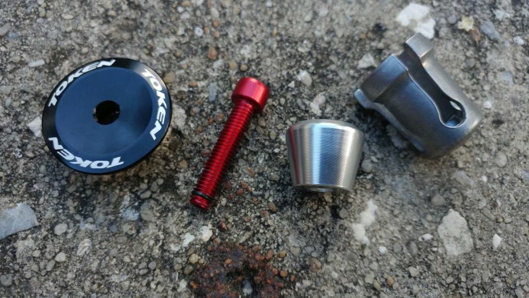 Review: Token Integrated "hEGGset" Headset & Push'n-Turn Headset ...