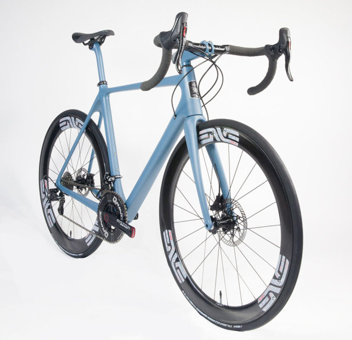 Carl Strong's new Pursuit Cycles Mark I chases disc brake road bike ...
