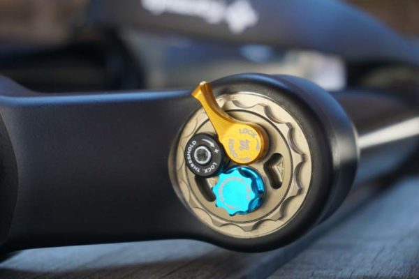 2019 Formula Selva R brings back true dual air suspension forks - First ...