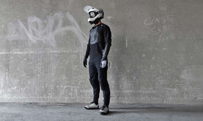 POC unveil new 2019 Road, Enduro & DH clothing and protective gear ...