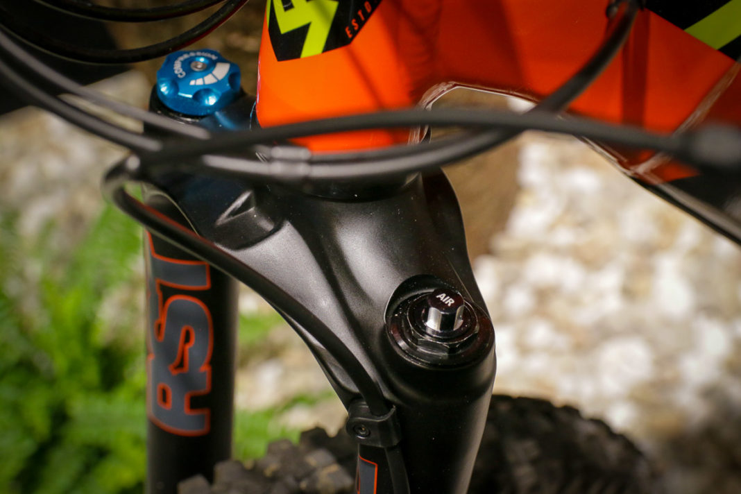 RST updates Rebel V2 w/ 20mm Boost, adds Stitch & Killah 29", more ...