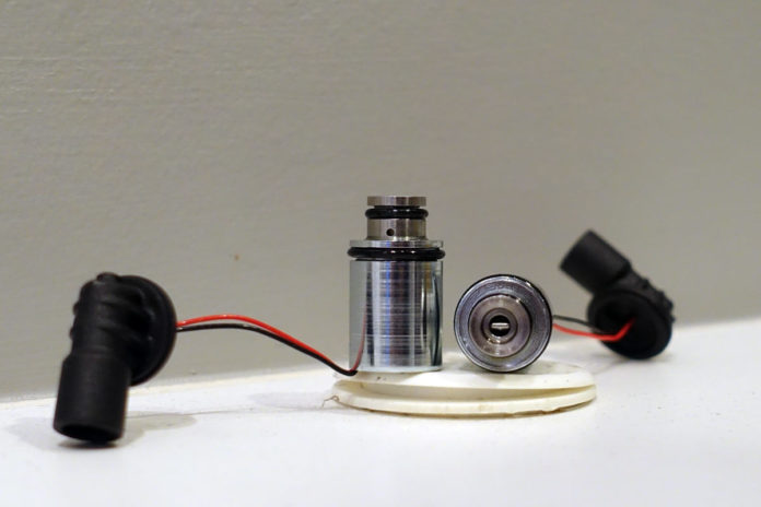 First Look! Fox Live Valve suspension automatically tames any terrain ...