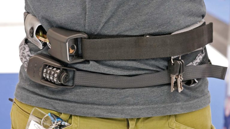 EB18: Hiplok Spin portable chain belt lock & Hexlox HexThru axle ...