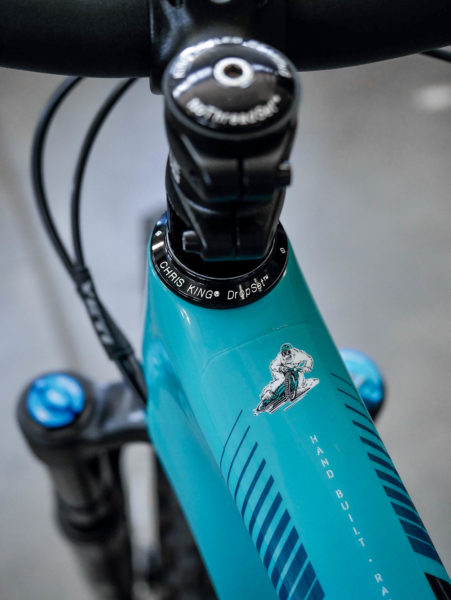 Chris King finally adds integrated headset with new DropSet 1 - Bikerumor