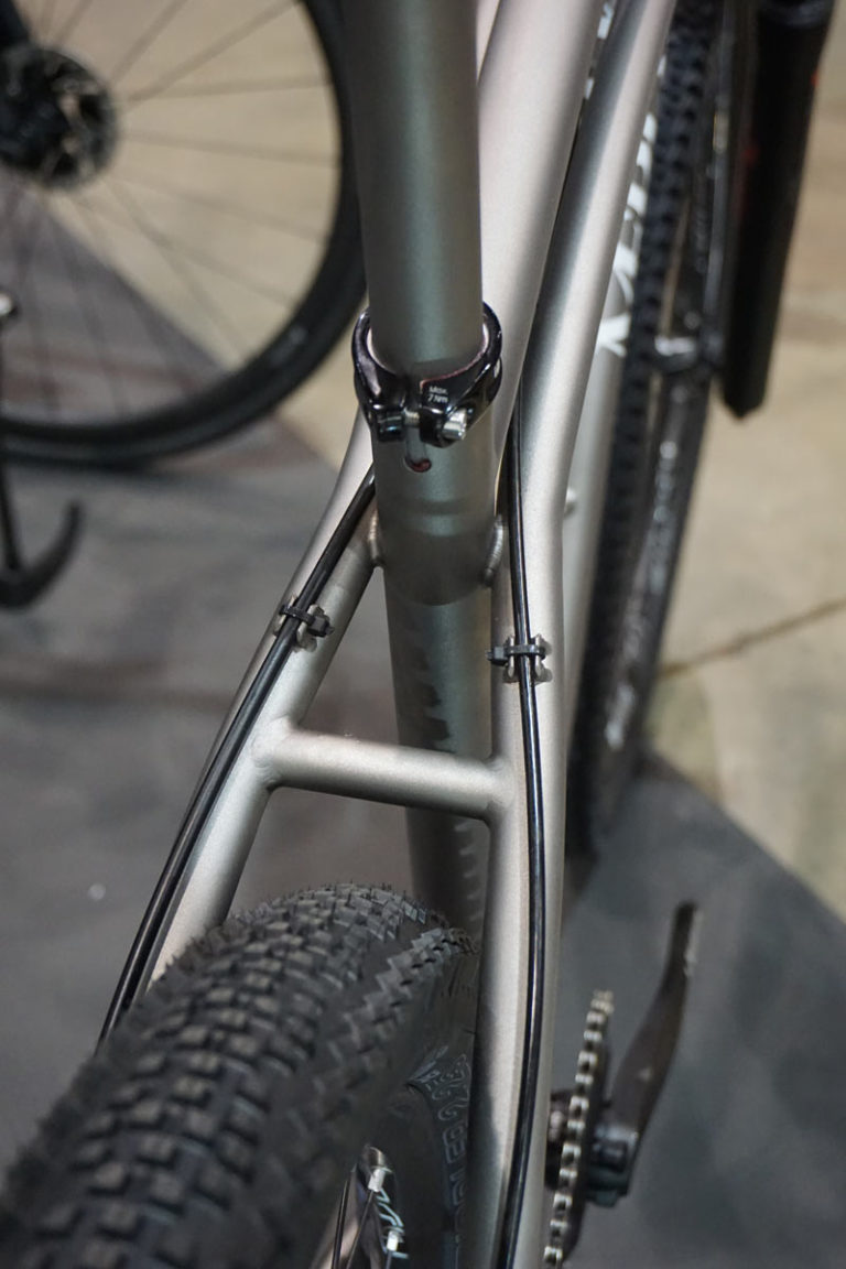 Merlin Newsboy cruiser bike delivering curvy titanium again after 24 ...