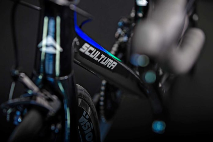 Your Choice by Merida, special edition glittery black opal Scultura YC ...