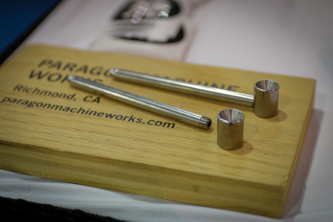 Paragon Machine Works makes their own Spline Head thru axles & Bubble ...