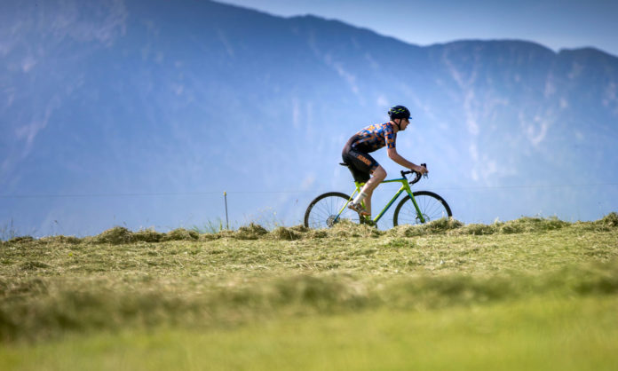 Review: Merida Mission CX carbon cyclocross race bike maintains ...