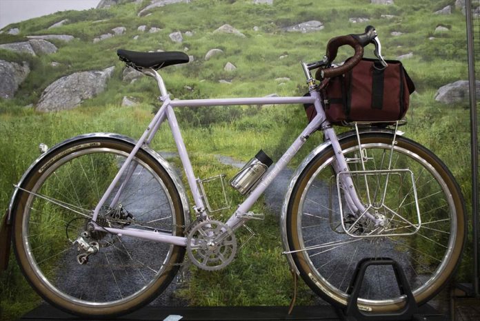 First look at Velo Orange Small Wheeler - Packable for travels and tours