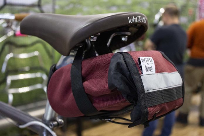 First look at Velo Orange Small Wheeler - Packable for travels and tours