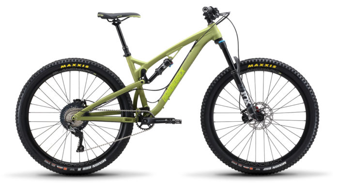 Diamondback Release 29" version of their Level Link full suspension MTB ...