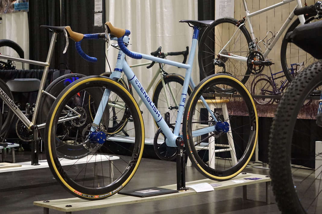 NAHBS 2019: English Cycles' modular one-sided road bike, travel bike ...