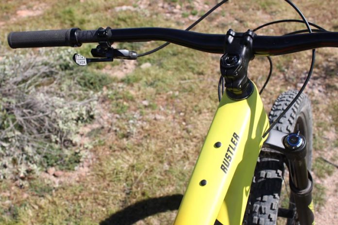 First Ride Review: Salsa Cycles’ 2019 Rustler slays up or down - Bikerumor