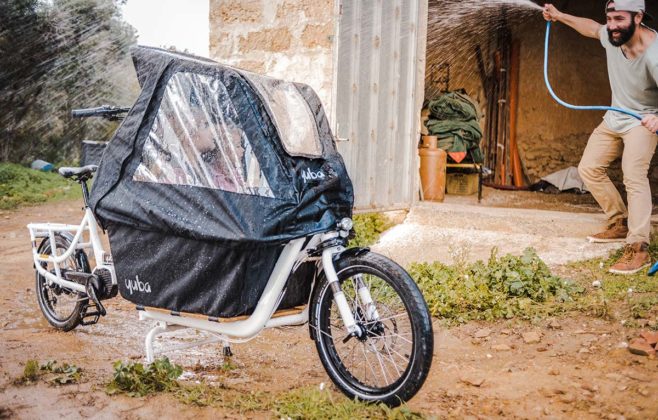 Yuba battles rain with new Cargo Canopy for Supermarché cargo bike ...