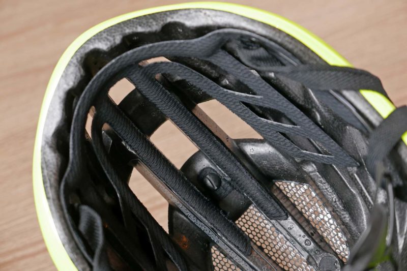 Review: Abus AirBreaker road helmet blends aero, lightweight & great ...