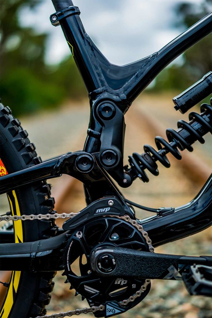 Nukeproof Dissent DH Bike: 4 position flip-chip brings rider-tuneable ...