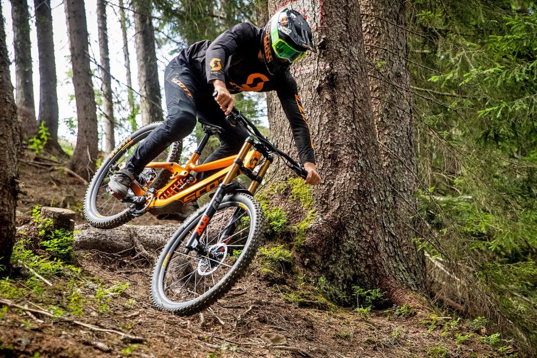 Scott Gambler Tuned goes all-in w/ light, integrated & adjustable ...