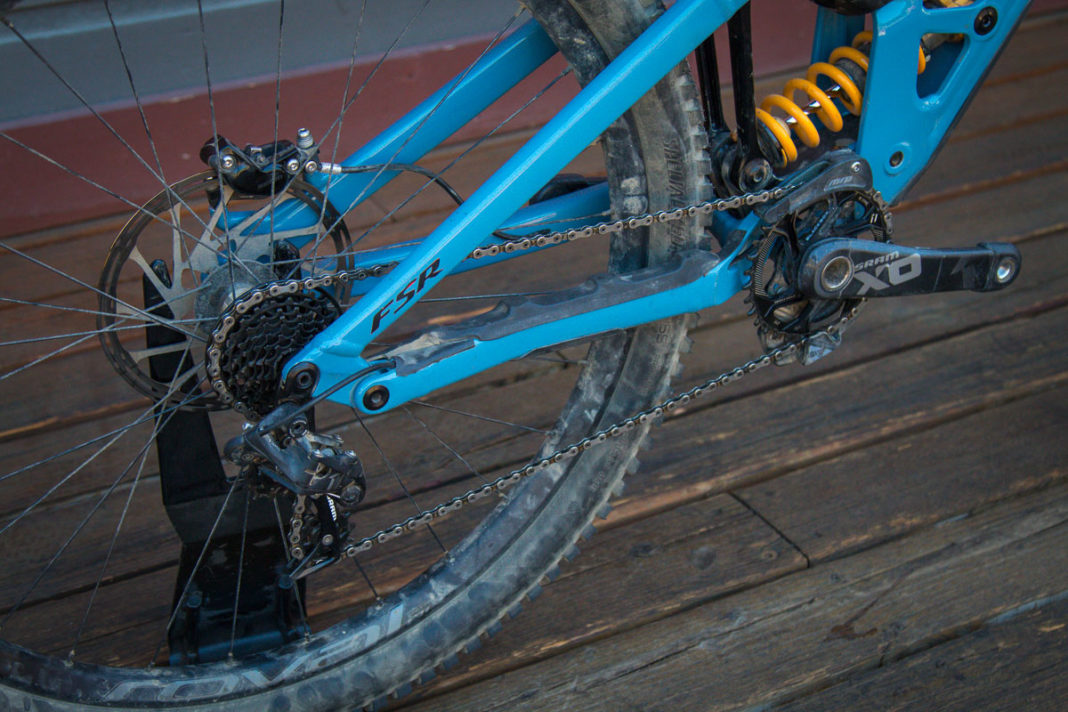 New Specialized Demo 29 DH bike is already winning, aluminum only ...