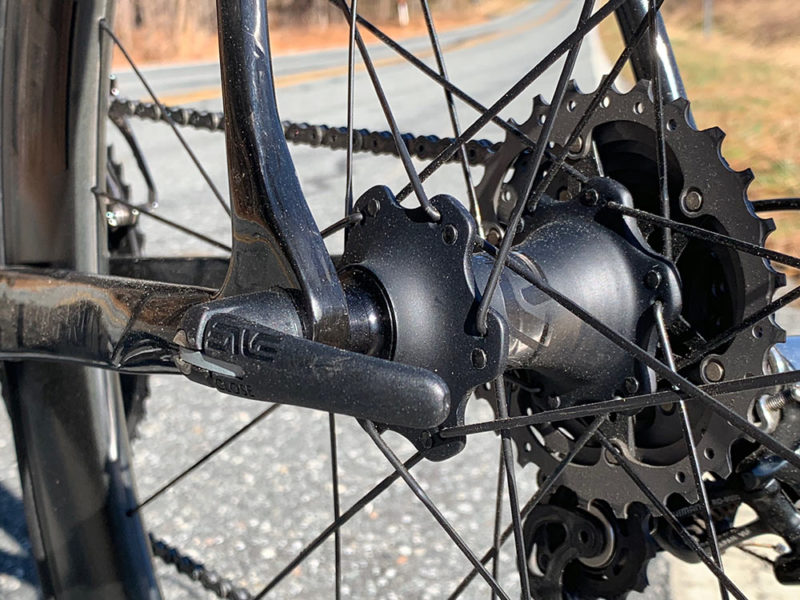 Review: ENVE's carbon road hubs look and roll super smooth - Bikerumor