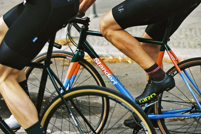 Standert Pathfinder... er Pfadfinder steel road bike, opens riding up ...