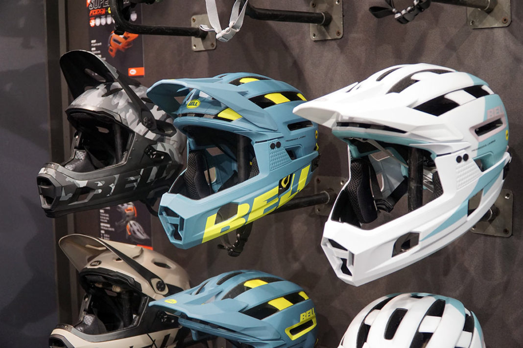 Bell shows new, lighter Super Air R; debuts goggles & teases ...