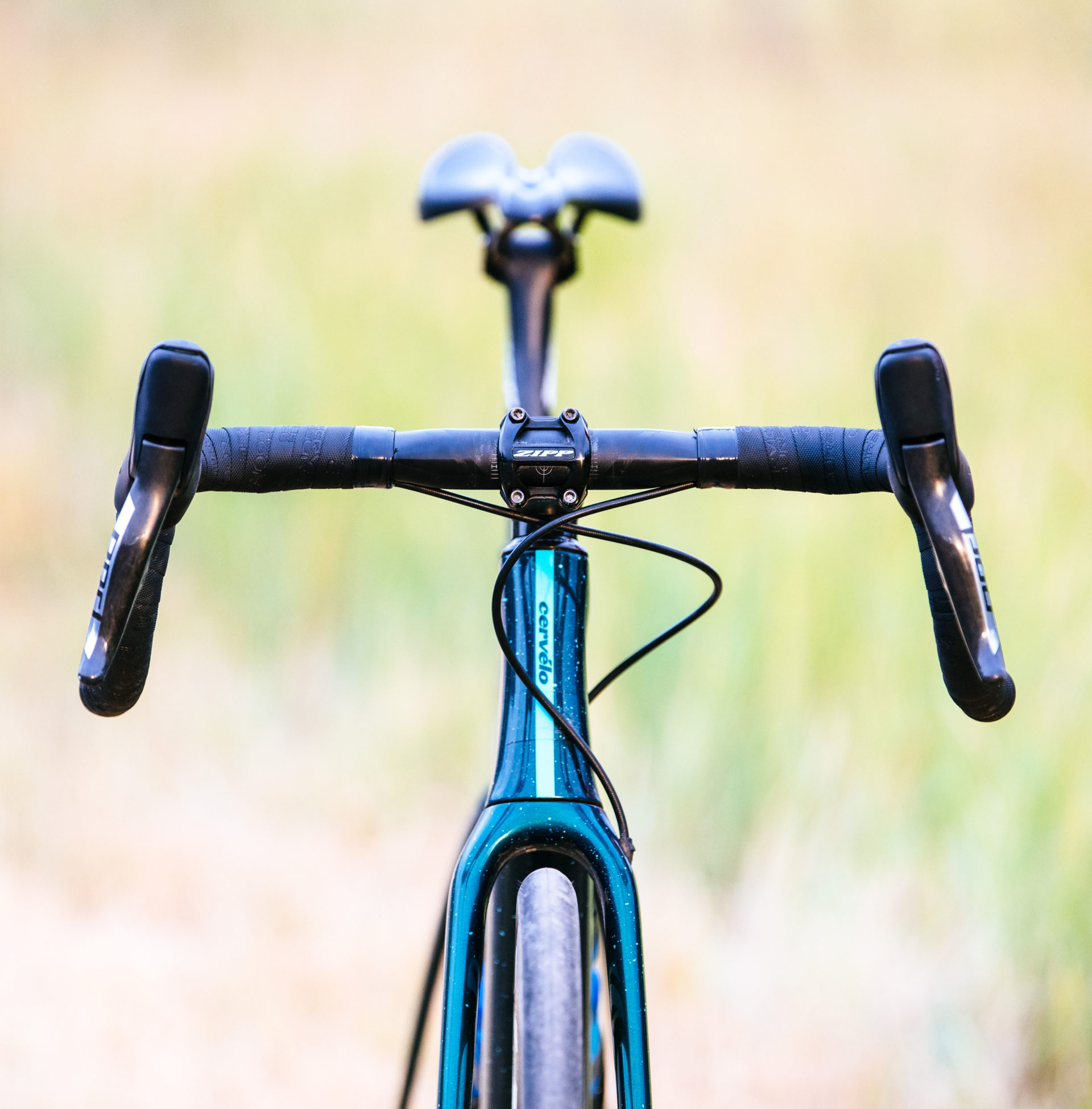 Zipp goes in search of a better flared dropbar w/ new Service Course 70 ...