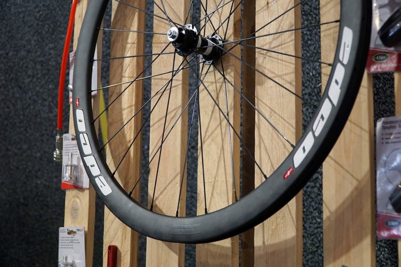 Edco's surprising budget wheelset, asymmetric gravel wheels & first ...