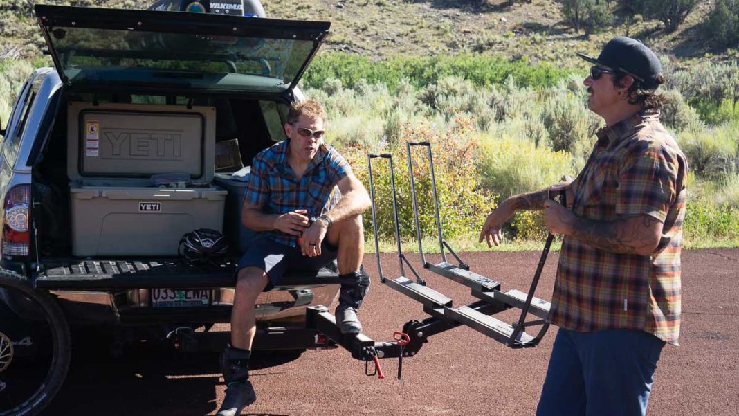 Review: 1Up USA Equip-D Double bike rack and RakAttach swing away hitch ...